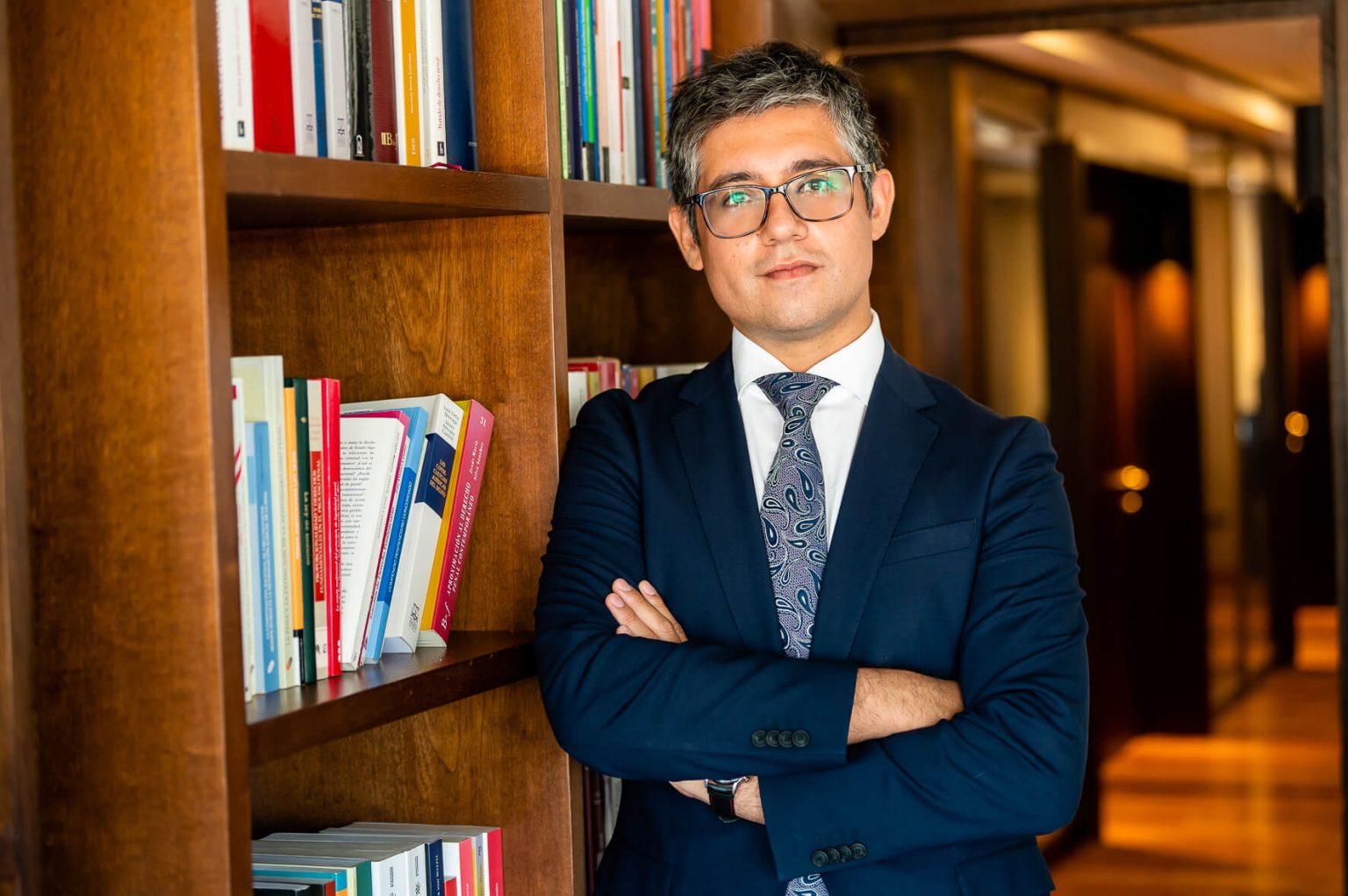 Usurpación y megatoma. Por César Ramos - BES Abogados